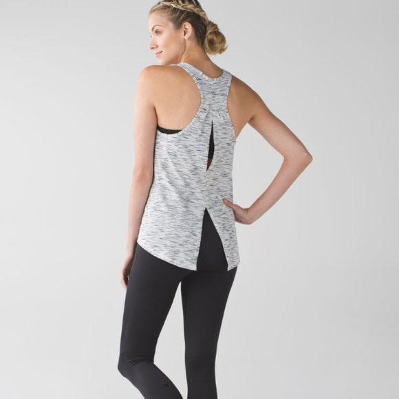lululemon athletica | Tops | Lululemon Athletica Salute The Sun Tank ...